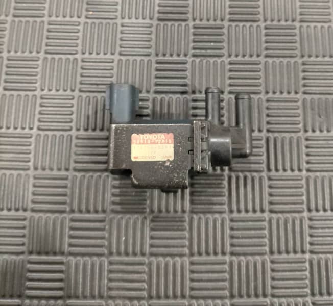 TOYOTA 1JZ / 2JZ VACUUM SWITCHING VALVE- 90910-12115 – Winchester ...